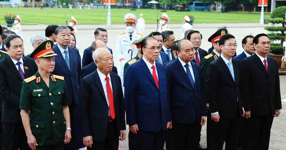 Vietnam's leaders pay tribute to late President Ho Chi Minh - The Gulf ...