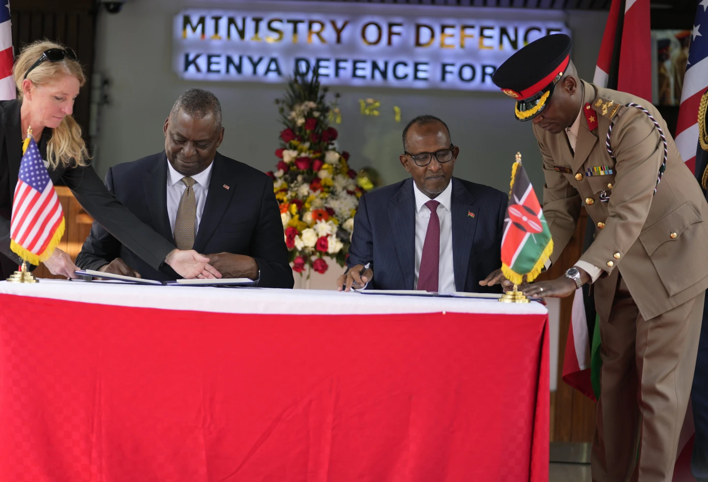 US, Kenya sign defense agreement - The Gulf Observer