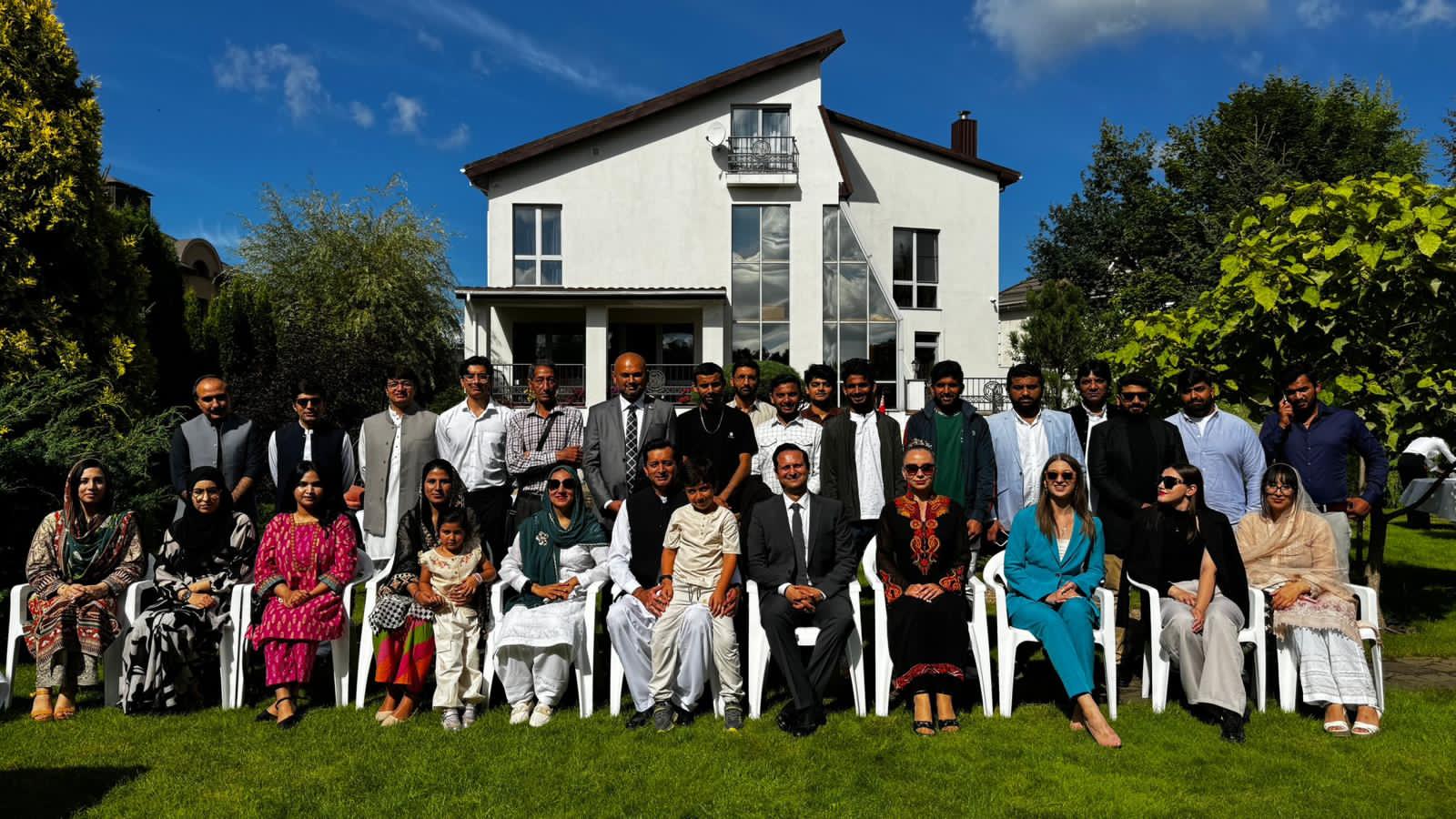 Embassy of Pakistan in Minsk Marks 77th Independence Day with Flag ...
