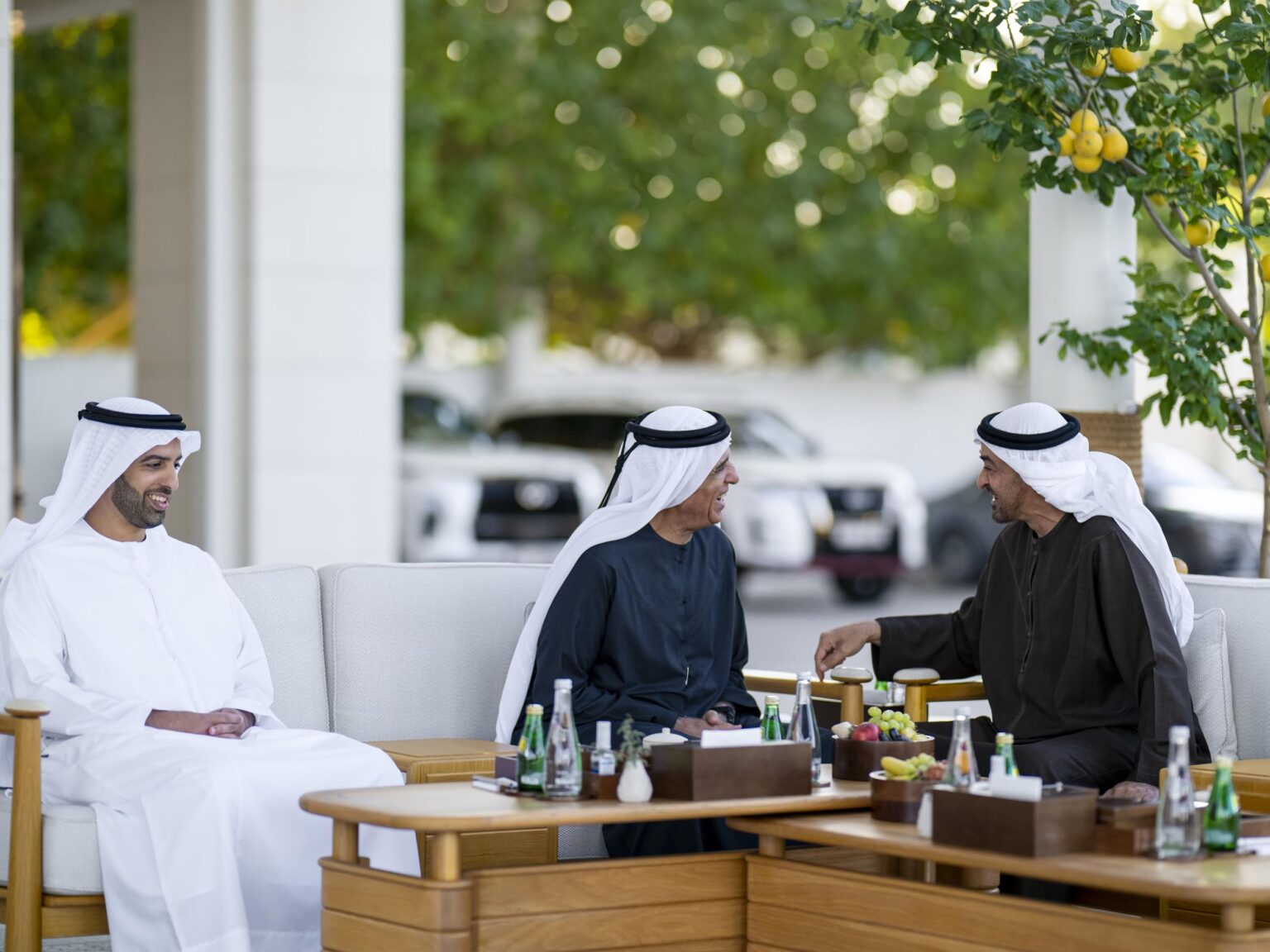 President Sheikh Mohamed bin Zayed Welcomes Ruler of Ras Al Khaimah at ...