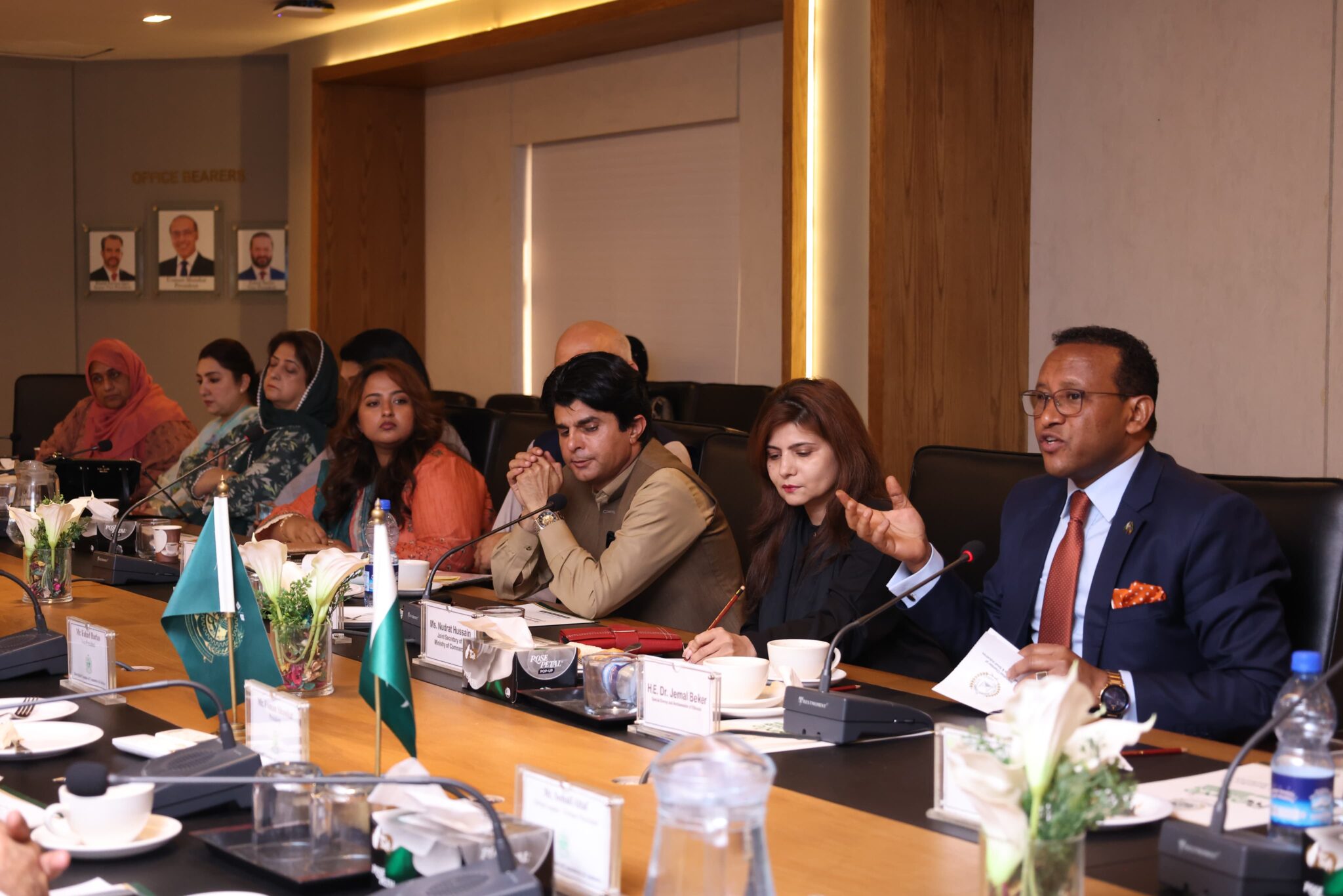 Grand Business Forum Held in Rawalpindi to Mobilize Business Community for Single Country ...