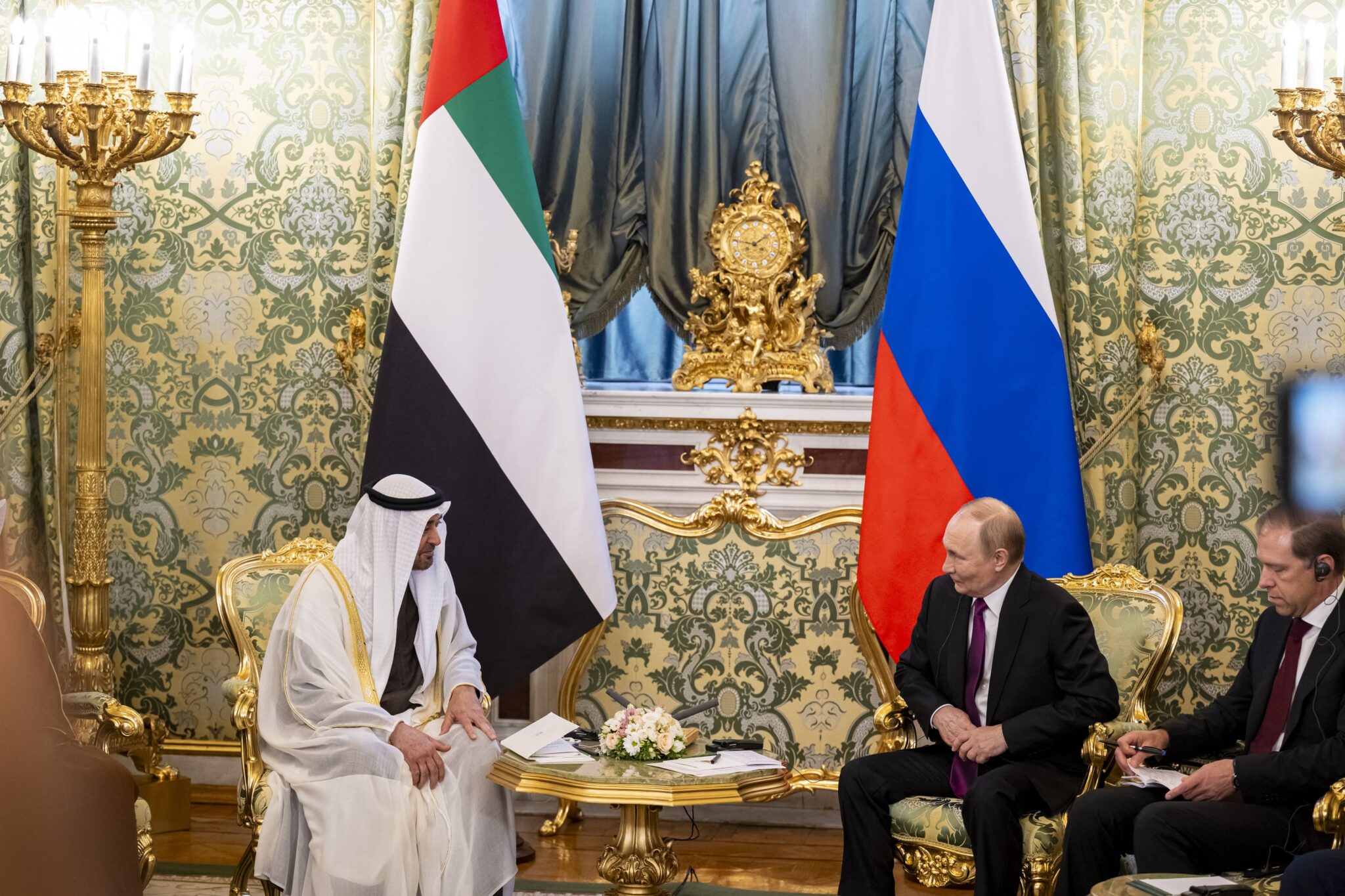 UAE President Holds High-Level Talks with Putin in Moscow to Strengthen ...