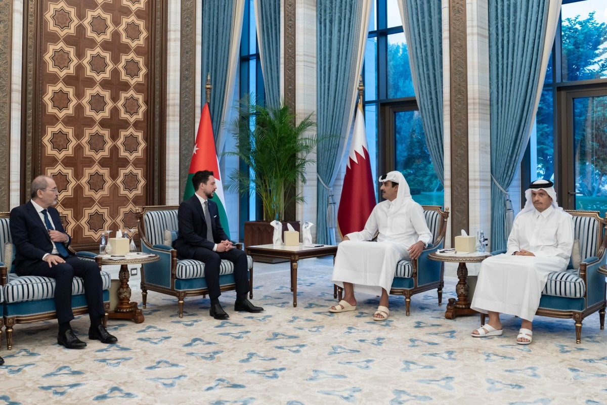 Amir Sheikh Tamim Meets Jordanian Crown Prince Al Hussein bin Abdullah ...
