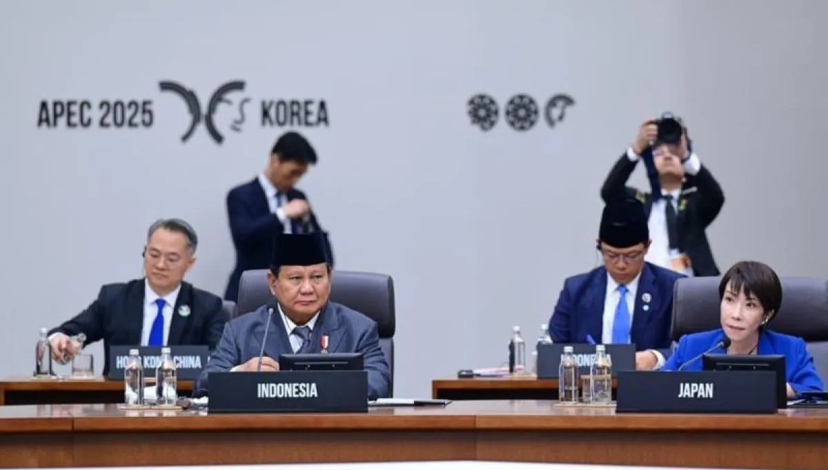President Prabowo Urges APEC Leaders to Rebuild Trust and Resist ...